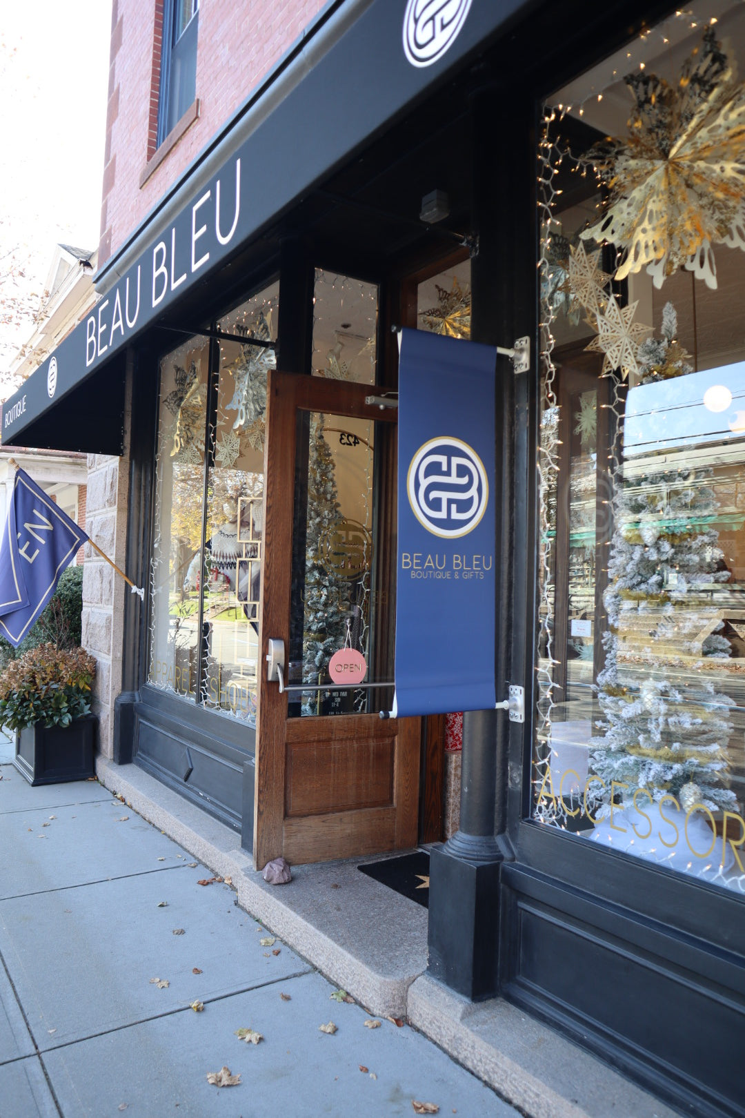 Beau Bleu Bristol, Rhode Island, Women's Clothing and Gift Boutique ...