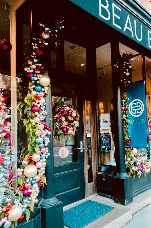 Beau Bleu: Women's Clothing and Gift Boutique. Bristol, Rhode Island